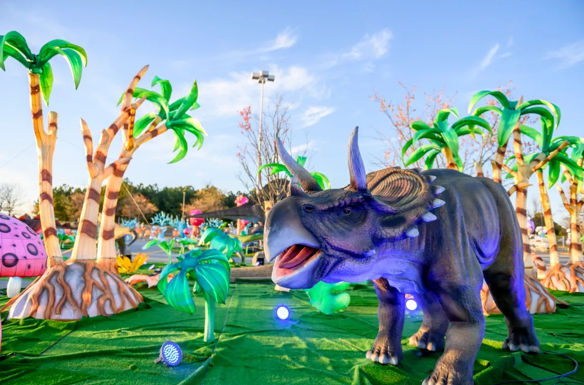 Vívelo LI : LuminoCity Dino Safari en Huntington Station – Noticia NY